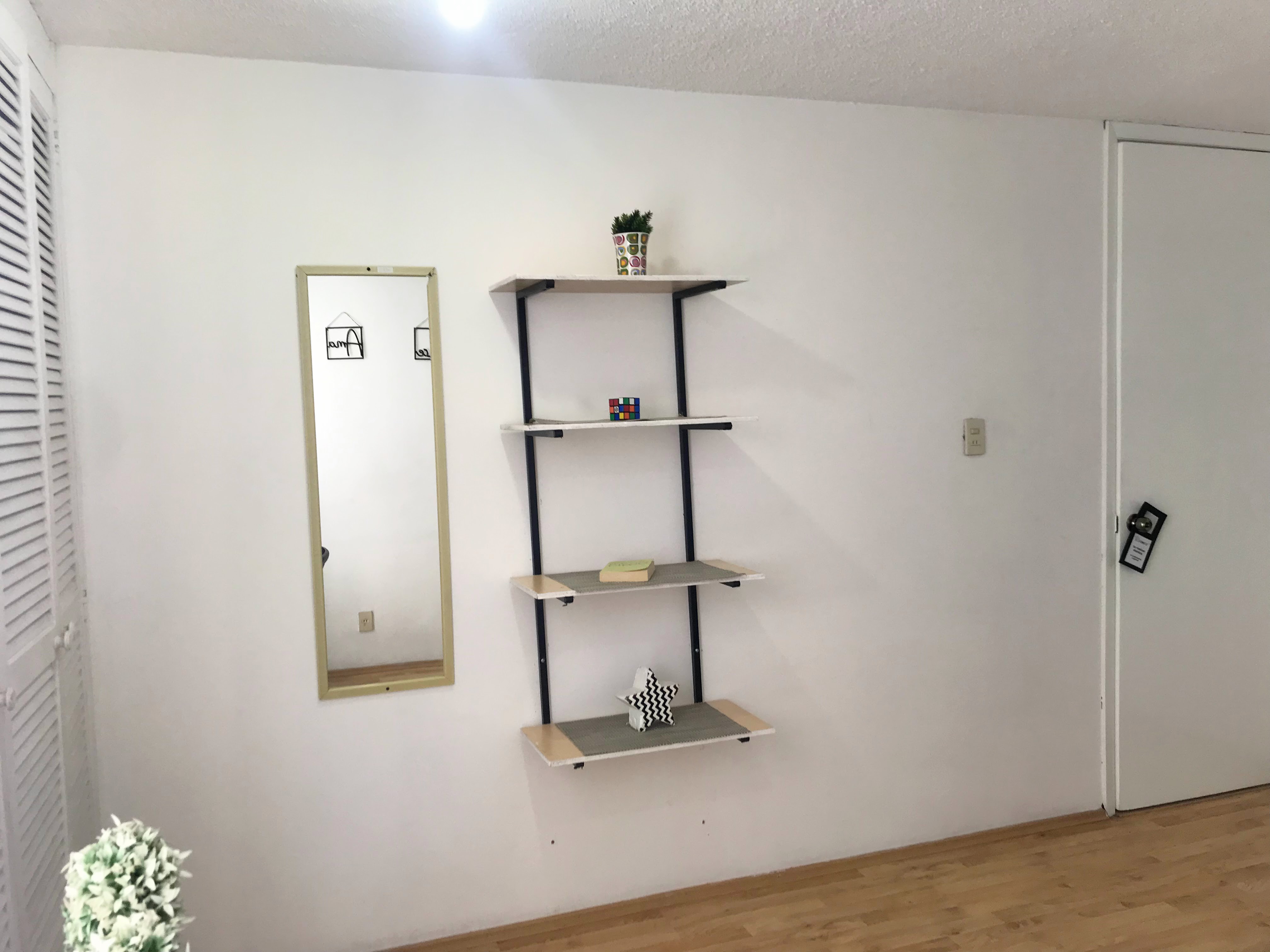Habitación Apolo 2 – Roomie México