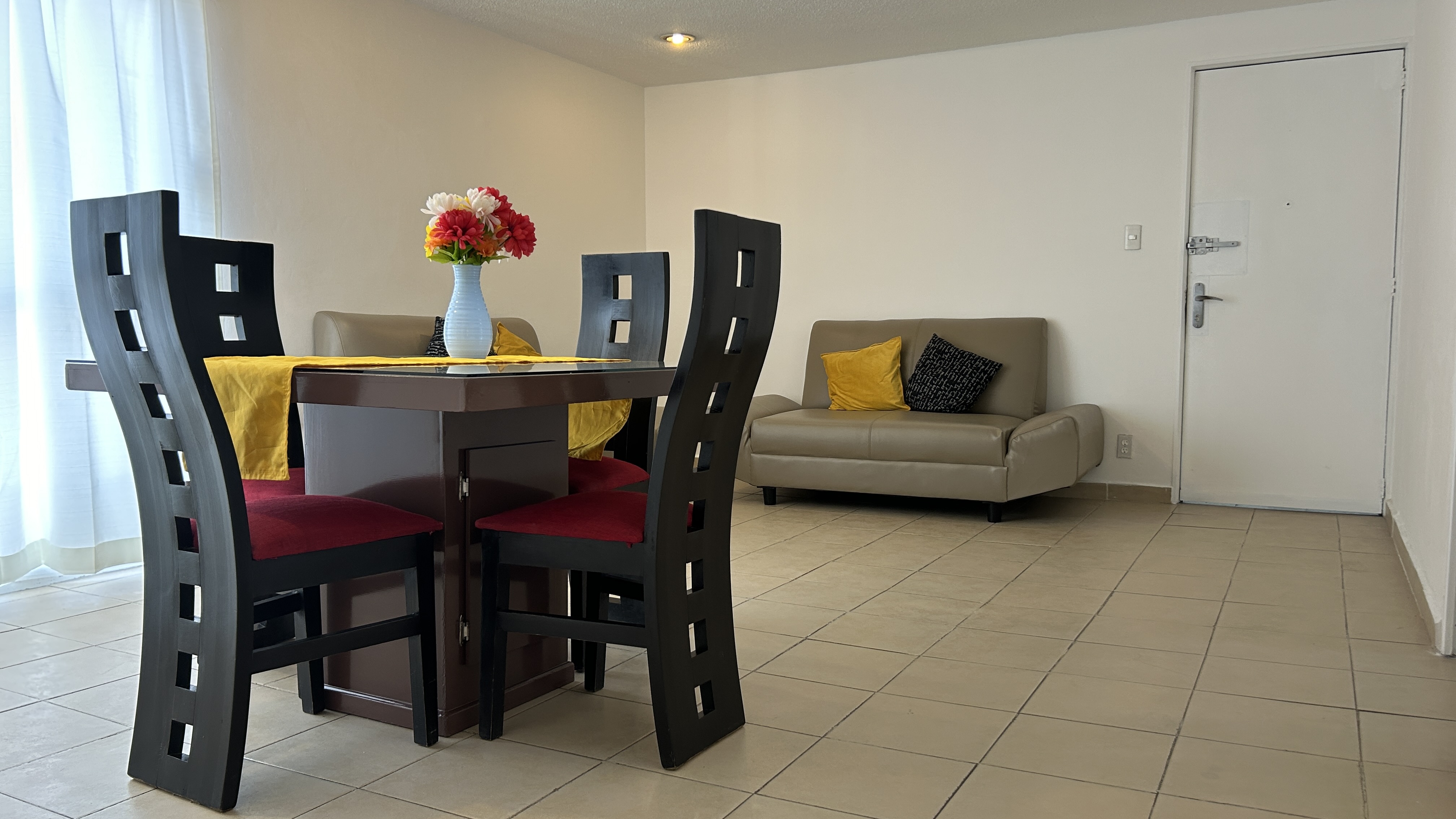 Habitación Hera 2 – Roomie México